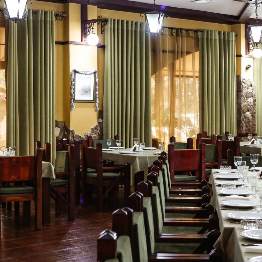 Why Every Restaurant Needs a Food Waste Composting Machine for ...